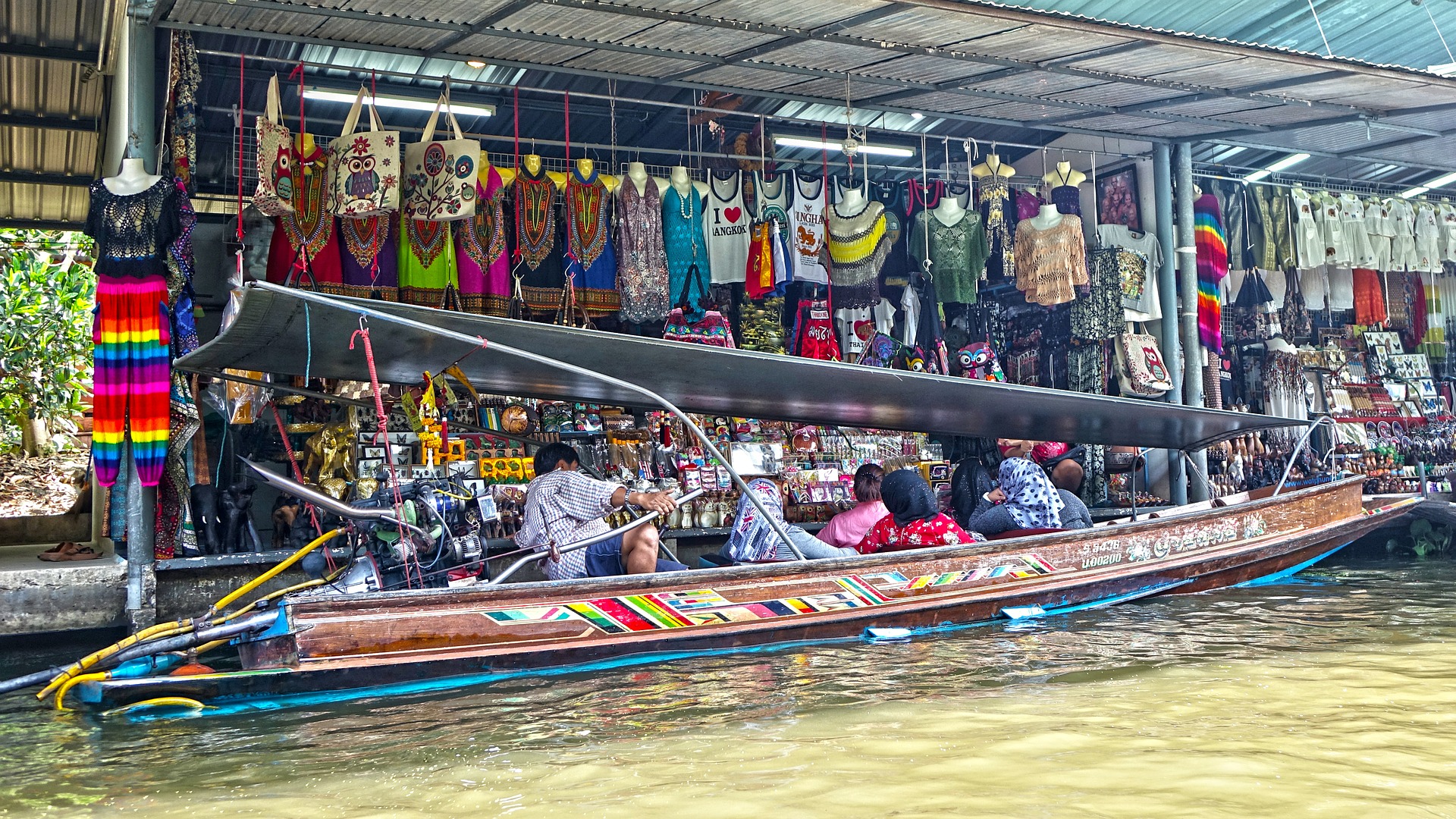Visita Damnoen Saduak en Tailandia el mercado flotante más famoso